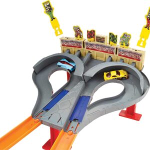 Hot Wheels Track & Toy Cars, Dual-Track Racing for 1 or 2 Players with Additional Track Pieces Plus 2 1:64 Scale Vehicles, Super Speed Blastway Set & Track Builder Straight Track Bundle