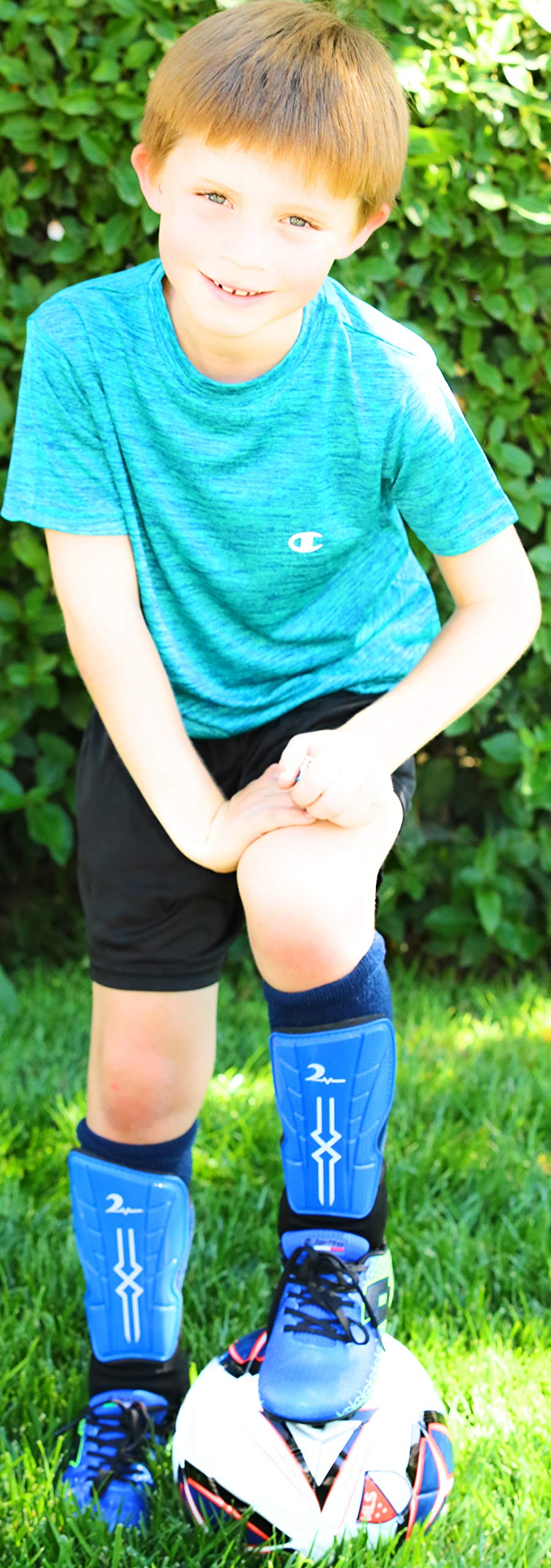 Kids Soccer Shin Guards with Foam Backing & Adjustable Straps. Fits Ages 8-13. Black