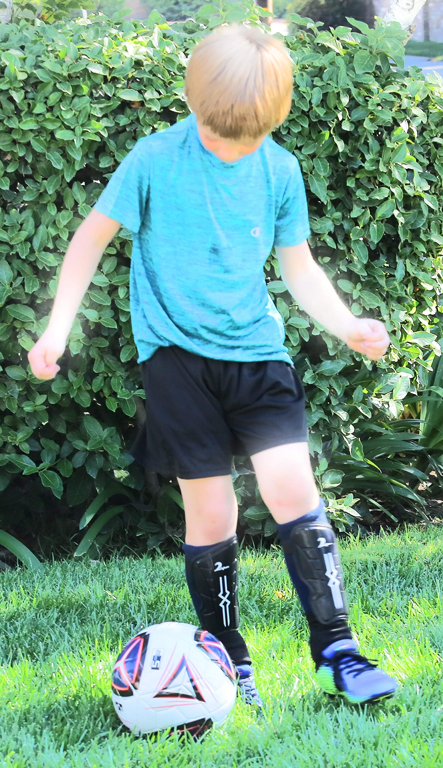 Kids Soccer Shin Guards with Foam Backing & Adjustable Straps. Fits Ages 8-13. Black