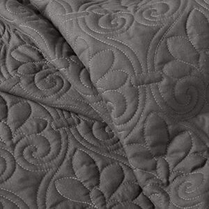 Madison Park Quebec Split Corner Quilted Bedspread Classic Traditional Design All Season, Lightweight, Bedding Set, Matching Shams, Queen(60" x80+24D), Damask Quilted Dark Grey 3 Piece