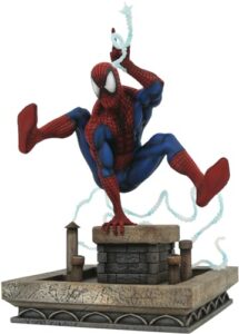 diamond select toys marvel gallery: spider-man ('90s version) pvc figure, multicolor, 8 inches