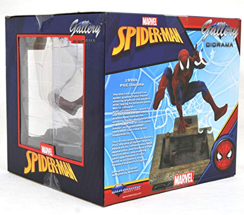 DIAMOND SELECT TOYS Marvel Gallery: Spider-Man ('90S Version) PVC Figure, Multicolor, 8 inches