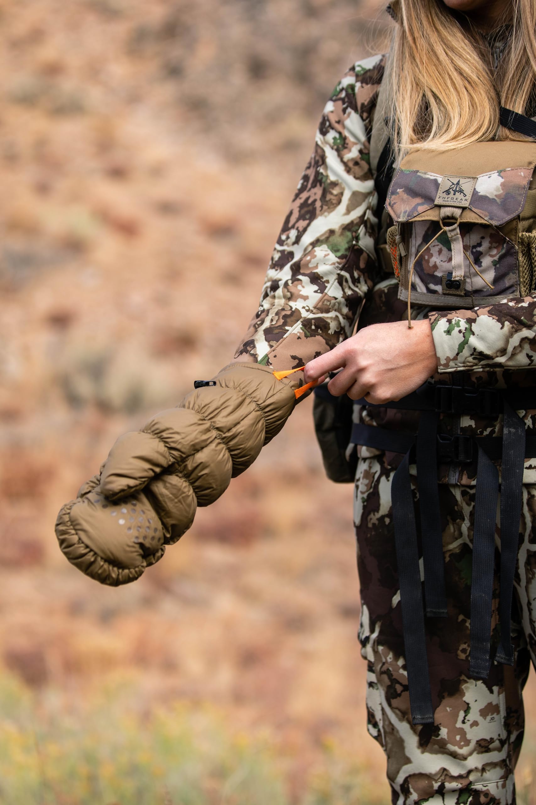 First Lite Brooks Down Glassing Mitt - Lightweight Down Insulated Hunting Gloves - Dry Earth - Large