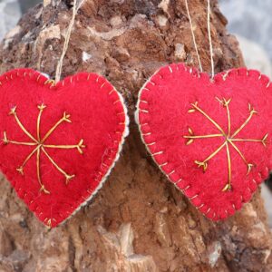 De Kulture Handmade Premium Wool Felt Snowflake Heart Eco Friendly Needle Felted Christmas Xmas Tree Decoration Stuffed Ornament for Home Office Party Holiday Décor, (Set of 2)