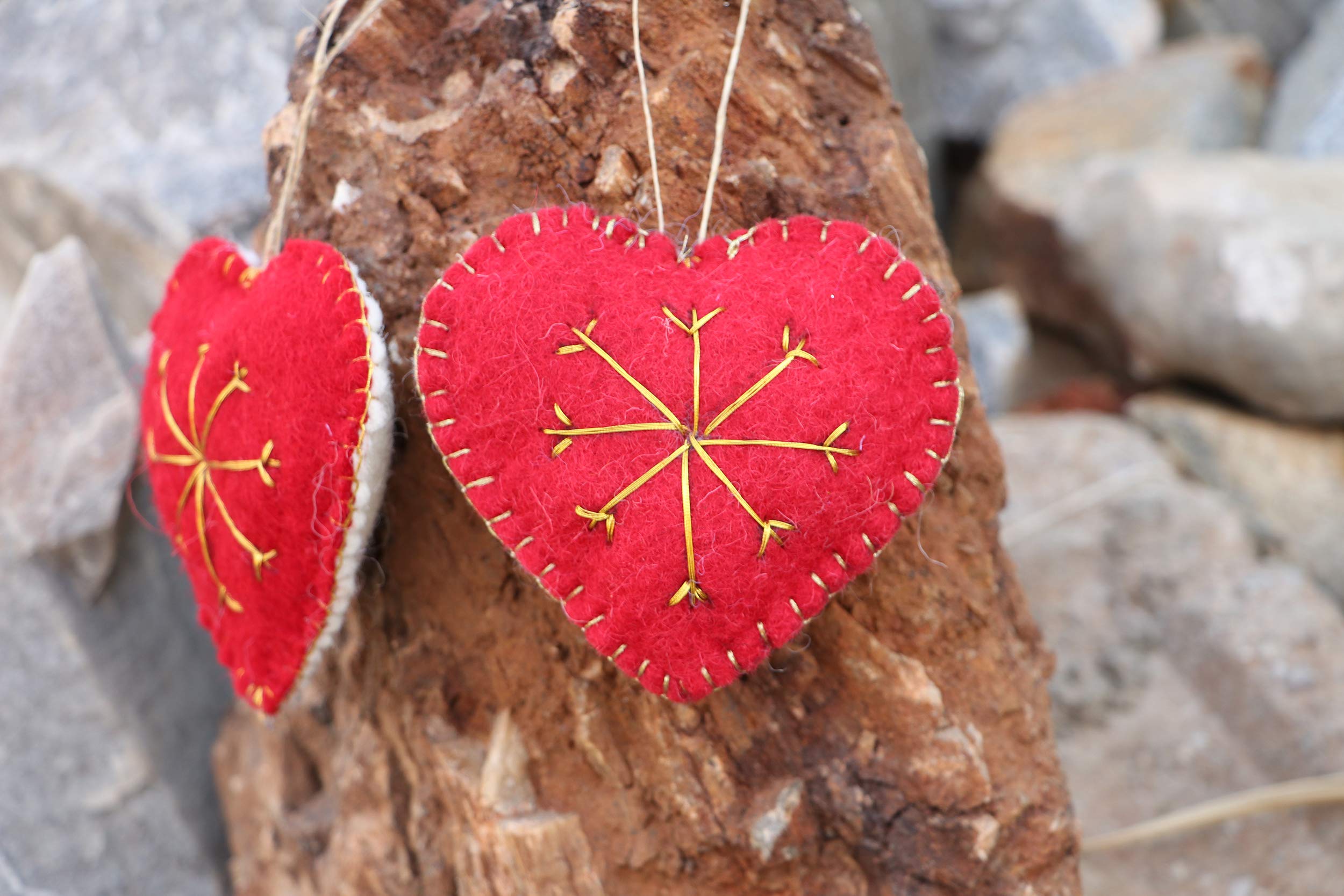 De Kulture Handmade Premium Wool Felt Snowflake Heart Eco Friendly Needle Felted Christmas Xmas Tree Decoration Stuffed Ornament for Home Office Party Holiday Décor, (Set of 2)