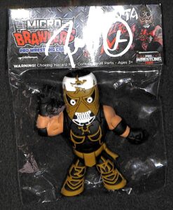 sports memorabilia pentagon jr penta el zero 0 m signed micro brawler action figure bas coa aew aaa - wrestling figurines