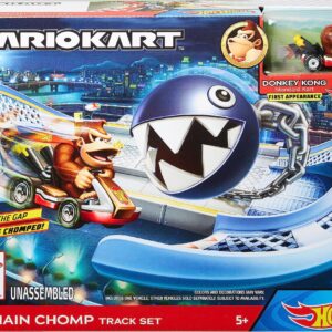 Hot Wheels Mario Kart Track Set Assortment 4 Different Tracks with Mario Kart 1:64 Scale Vehicles and Nemesis from Video Game Gift for Kids 3 Years and Older