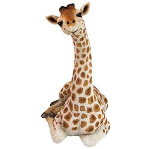 Design Toscano Zari The Resting Giraffe Statue: Medium