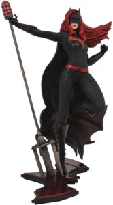 diamond select toys dc gallery: dctv batwoman pvc figure, multicolor