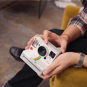 (Old Model) Polaroid OneStep+ White (9015) Bluetooth Connected Instant Film Camera