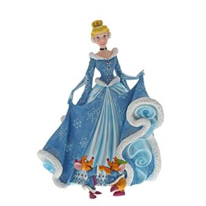 Enesco Disney Showcase Couture de Force Holiday Cinderella with Jaq and Gus Figurine Set, 8.46 Inch, Multicolor