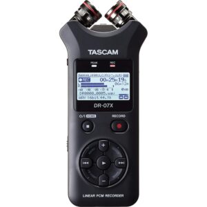 tascam dr-07x stereo handheld digital audio recorder and usb audio interface