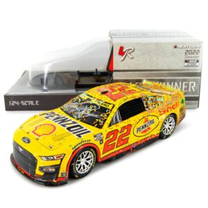 lionel racing joey logano autographed 2022 phoenix championship raced version diecast car 1:24 scale