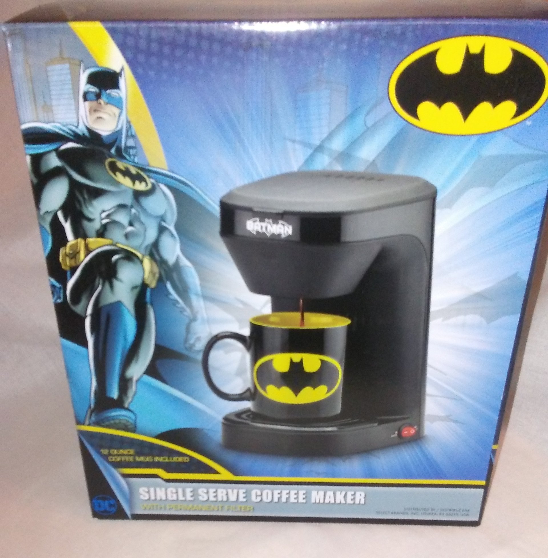 DC Batman 1-Cup Coffee Maker with Mug by Warner Bros - Single Serve Drip Coffee Machine - Features Removable Filter Basket & Drip Tray - Includes Batman Mug - 12 Oz Mug