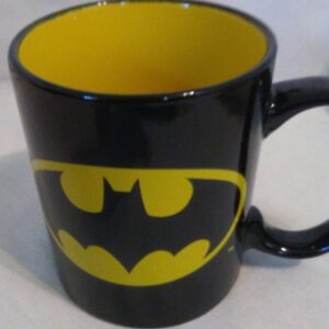 DC Batman 1-Cup Coffee Maker with Mug by Warner Bros - Single Serve Drip Coffee Machine - Features Removable Filter Basket & Drip Tray - Includes Batman Mug - 12 Oz Mug