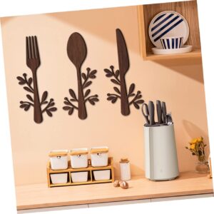 Yardenfun 3pcs Wooden and Fork Pendant Kitchen Utensils Wall Sign Fork and Spoon Wall Decor Wood Spoon Fork Sign Farmhouse Wooden Wall Plaque Country Home Decor Basswood Metallic Line