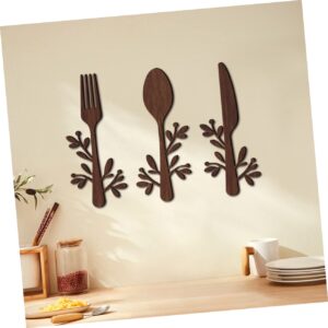 Yardenfun 3pcs Wooden and Fork Pendant Kitchen Utensils Wall Sign Fork and Spoon Wall Decor Wood Spoon Fork Sign Farmhouse Wooden Wall Plaque Country Home Decor Basswood Metallic Line