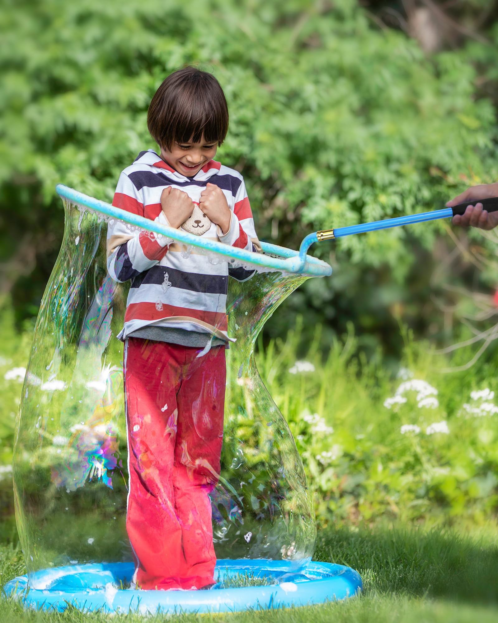 Kid in A Bubble Toy Giant Bubble Wand, Big Bubbles Maker Toy for Kids and Adults, Bubbles Hoop with Inflatable Dipping Pool Tray, Fun Outdoor Toys Playtime Activity Summer Toy, Bubble Show Party Game