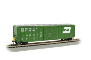 bachmann trains - 50' outside braced box car with flashing end of train device - burlington northern - ho scale