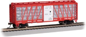 bachmann trains - poultry transport car - palace live poultry #6834 - cluck with chickens - ho scale prototypical colors