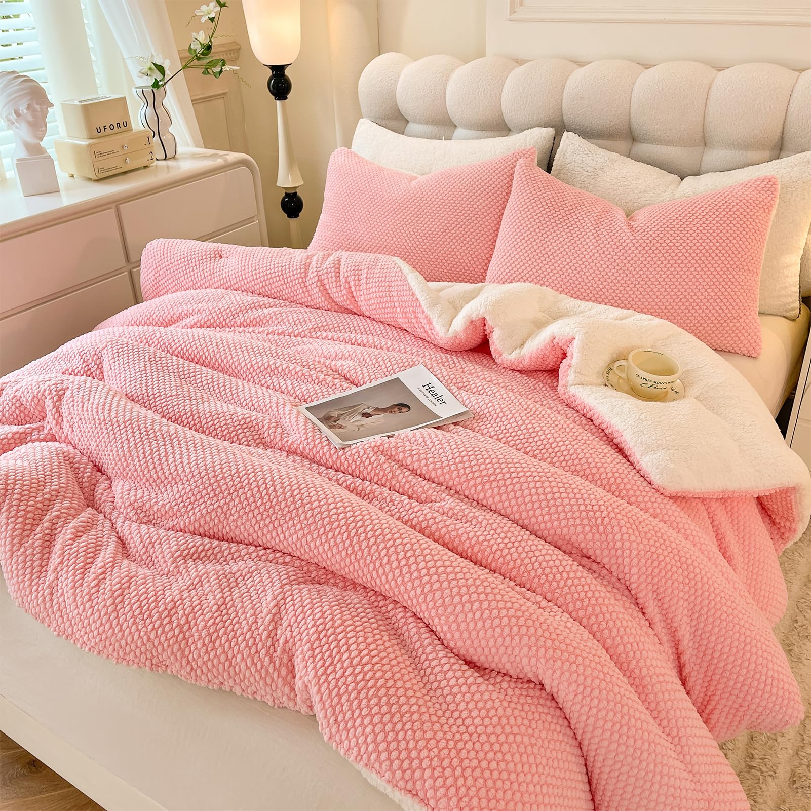 LLanCL 3D Jacquard Design Comforter Set, Ultra-Soft Warm Queen Size Sherpa Fur Plush 3-Pieces Sets Luxury Cozy Bedding with 2 Pillowcases (90"x90", Pink)