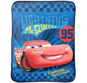 jay franco disney cars kid's throw blanket - plush 46" x 60" throw blanket for boys & girls, soft fleece throw blanket for toddlers, cozy, fade resistant blanket for kids, lightning mcqueen blanket