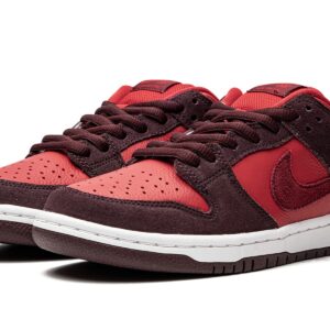 Nike Mens SB Dunk Low DM0807 600 Cherry - Size 11