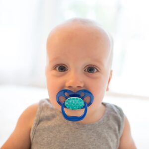 Dr. Brown's Advantage 100% Silicone Baby Paci Symmetrical Soother, 6-18m, BPA free, Blue, 2 Pack + Clip