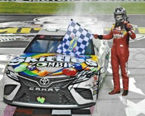 2020 kyle busch zombie skittles texas win signed auto 8x10 photo coa #2 - autographed nascar photos