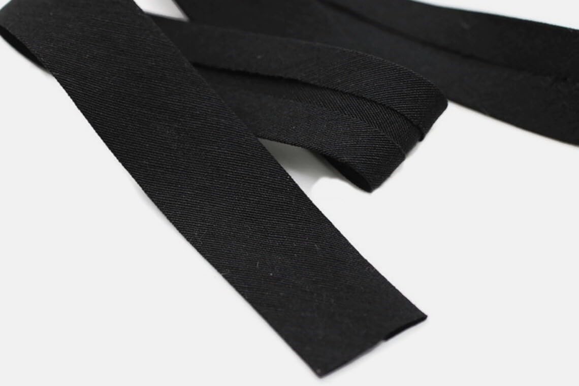 Lakesstory Wide Single Fold Bias Tape Hem Facing - 3 Yds. x 7/8" Black Binds Straight or Curved Edges on Seams and Hems