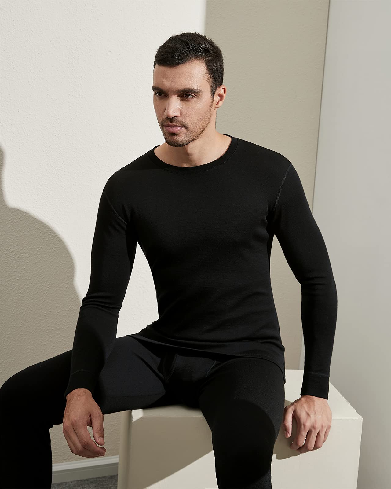 Lapasa Mens 100% Merino Wool Base Layer Thermal Shirt Underwear Long Sleeve Crew Neck Thermal Top M29, Black, Large