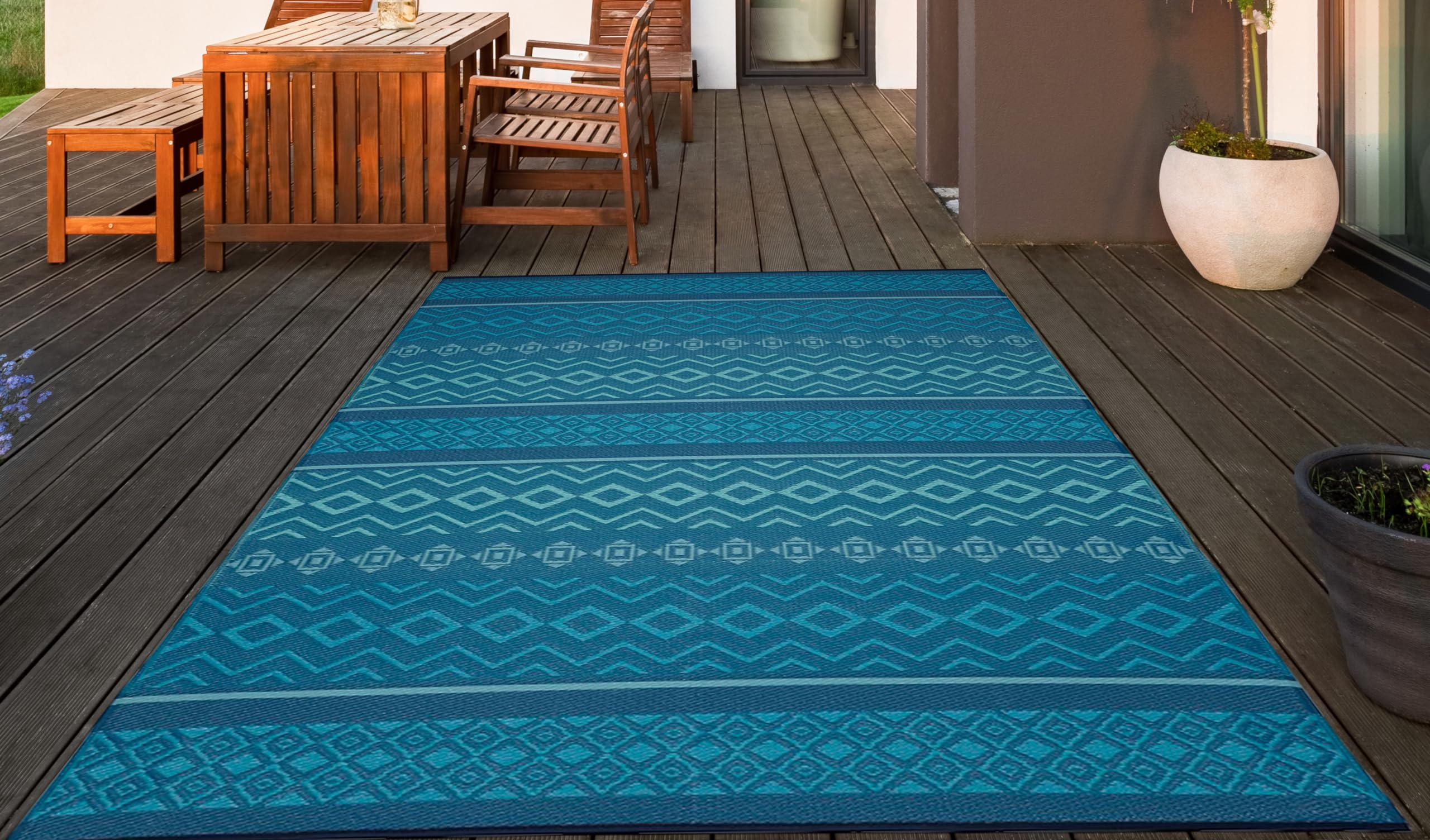 Erbanica Fiesta Premium Quick Dry Reversible Indoor/Outdoor Plastic Rug for RV, Camping, Beach, Picnic, Patio, Pool Side, 4 ft x 6 ft