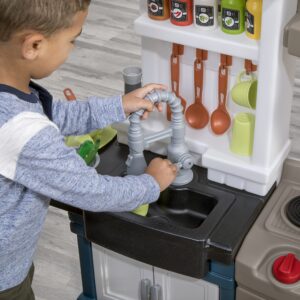 Step2 Modern Metro Kitchen Set for Kids, Indoor/Outdoor Play Kitchen Set, Interactive Play with Lights and Sounds, Toddlers 2+ Years Old, Realistic 33 Piece Kitchen Toy Accessories, Easy Assembly