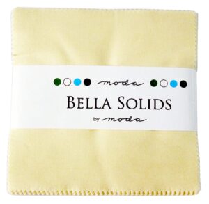 moda basics bella solids snow 9900-11 charm pack, set of 42 5-inch (12.7cm) precut cotton fabric squares