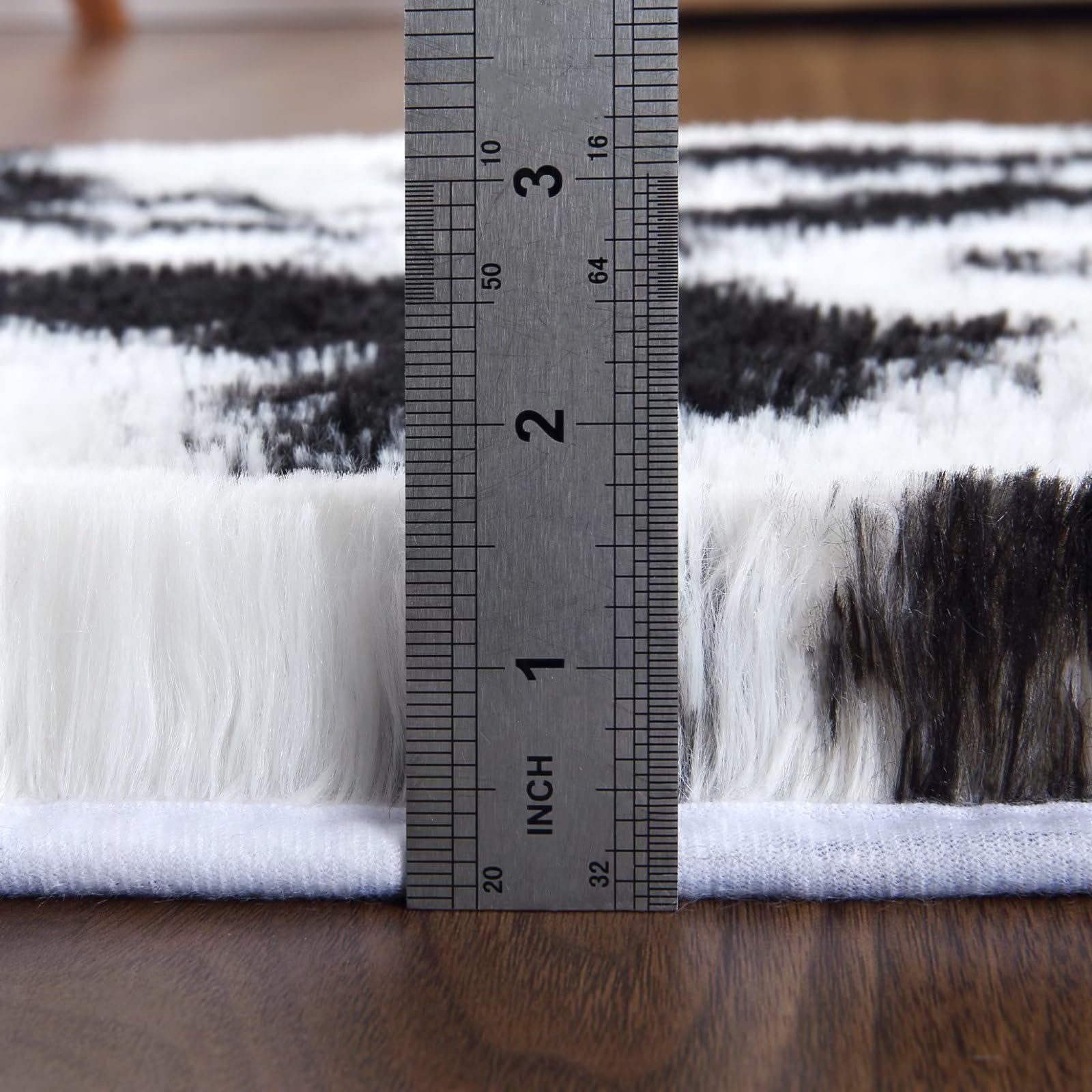 COZYLOOM Shag Area Rug 2x3 Small Area Rug Ultra Soft Tie-Dyed Doormat High Pile Shaggy Rug Non-Slip Fuzzy Floor Carpet for Living Room Bedroom Kid's Room Indoor Fluffy Door Mat Black White