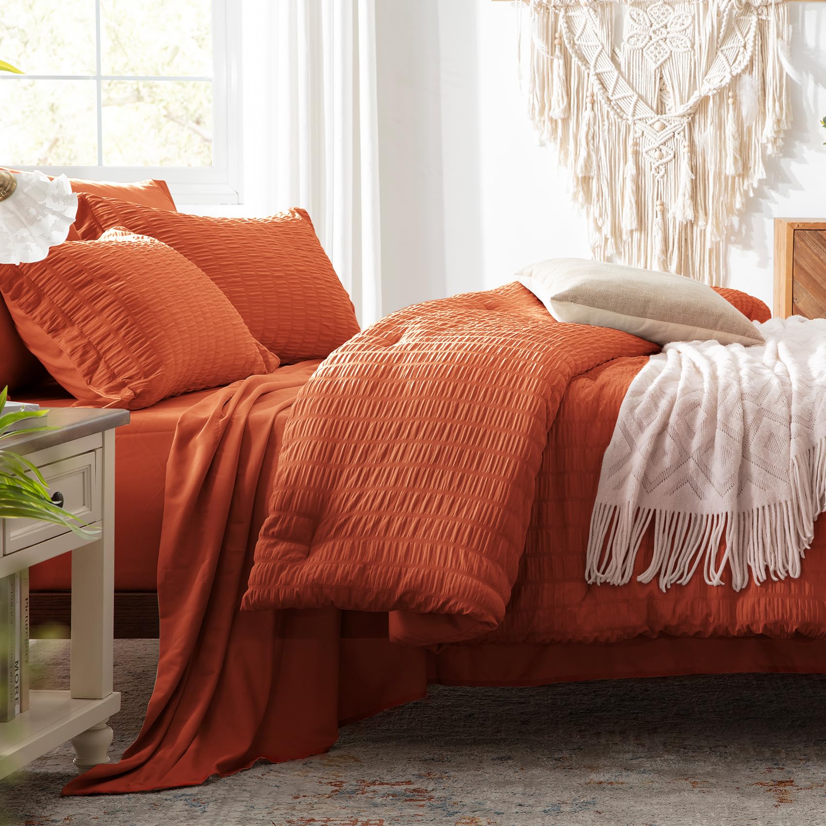 Zzlpp Queen Comforter Set 7 pieces, Burnt Orange Seersucker Bed in a Bag with Sheets, Lightweight Bedding Sets with 1 Comforter, 2 Pillow Shams, 2 Pillowcases, 1 Flat Sheet, 1 Fitted Sheet