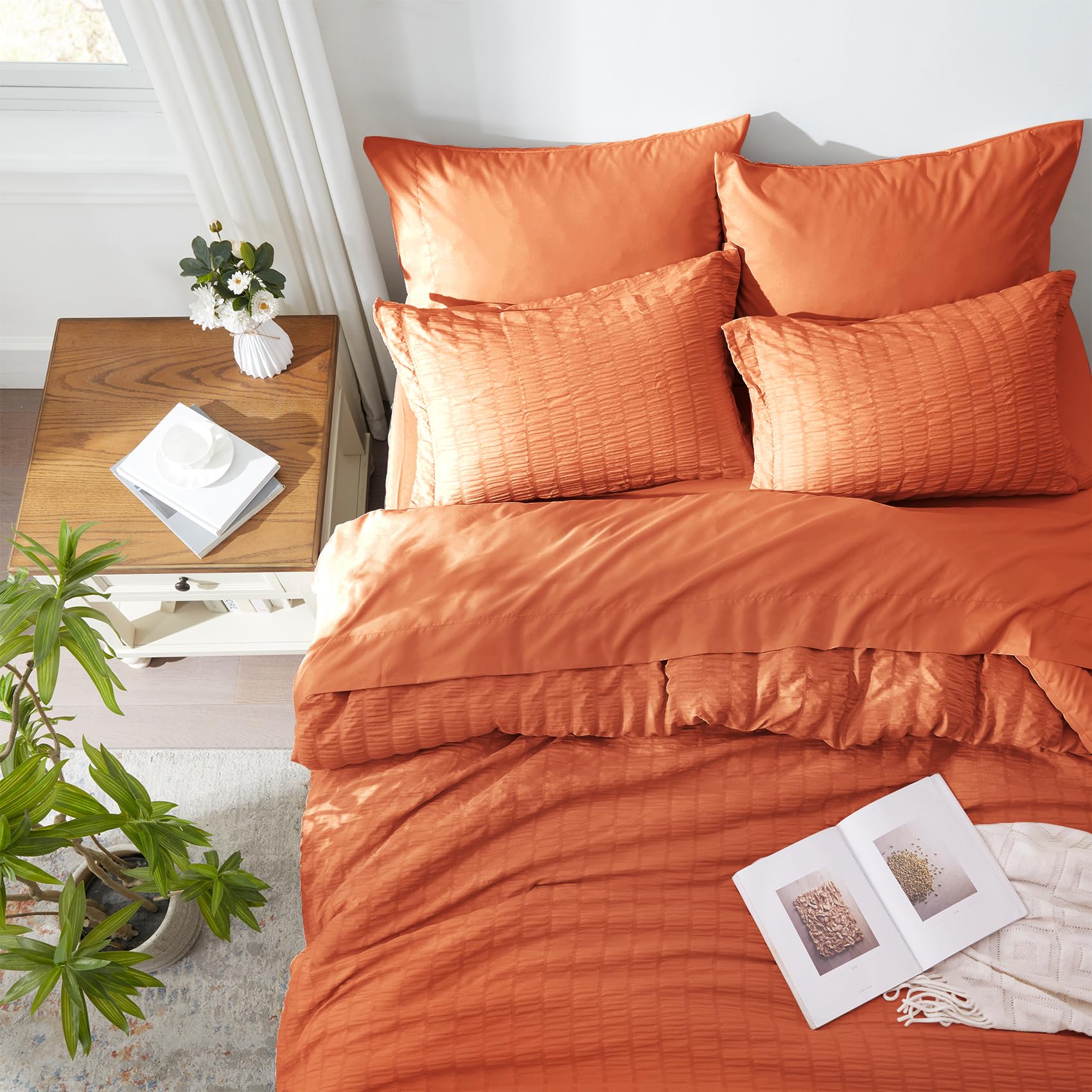 Zzlpp Queen Comforter Set 7 pieces, Burnt Orange Seersucker Bed in a Bag with Sheets, Lightweight Bedding Sets with 1 Comforter, 2 Pillow Shams, 2 Pillowcases, 1 Flat Sheet, 1 Fitted Sheet