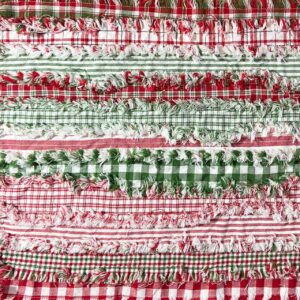 22 Merry Christmas Red and Green Homespun 100% Cotton Fabric 2.5" X 44" Precut Jelly Roll by JCS