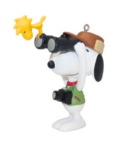 hallmark keepsake ornament bird-watcher 16th in spotlight on snoopy series 2013