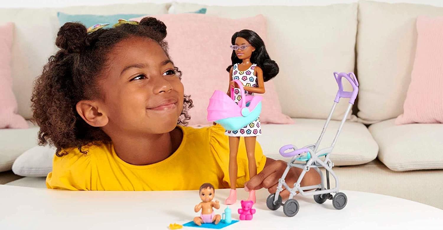 Barbie Skipper Babysitters Inc Playset with Brunette Doll, Stroller, Baby Doll & 5 Accessories, Remove Stroller Seat for Carrier