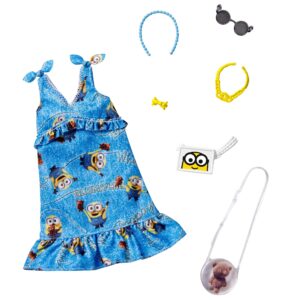 barbie storytelling fashion pack of doll clothes inspired by minions: denim dress and 6 accessories dolls, gift for 3 to 8 year olds