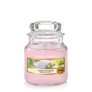 yankee candle small jar candle - sunny daydream scented candle - up to 30 hours burn time - garden hideaway collection