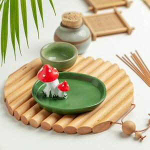 CHUNCHE Cute Mushroom Incense Holder with 30 Incense Sticks, Handmade Resin Burner, Nature Theme Incense Tray, Adorable Home Decoration Accessories(Green)