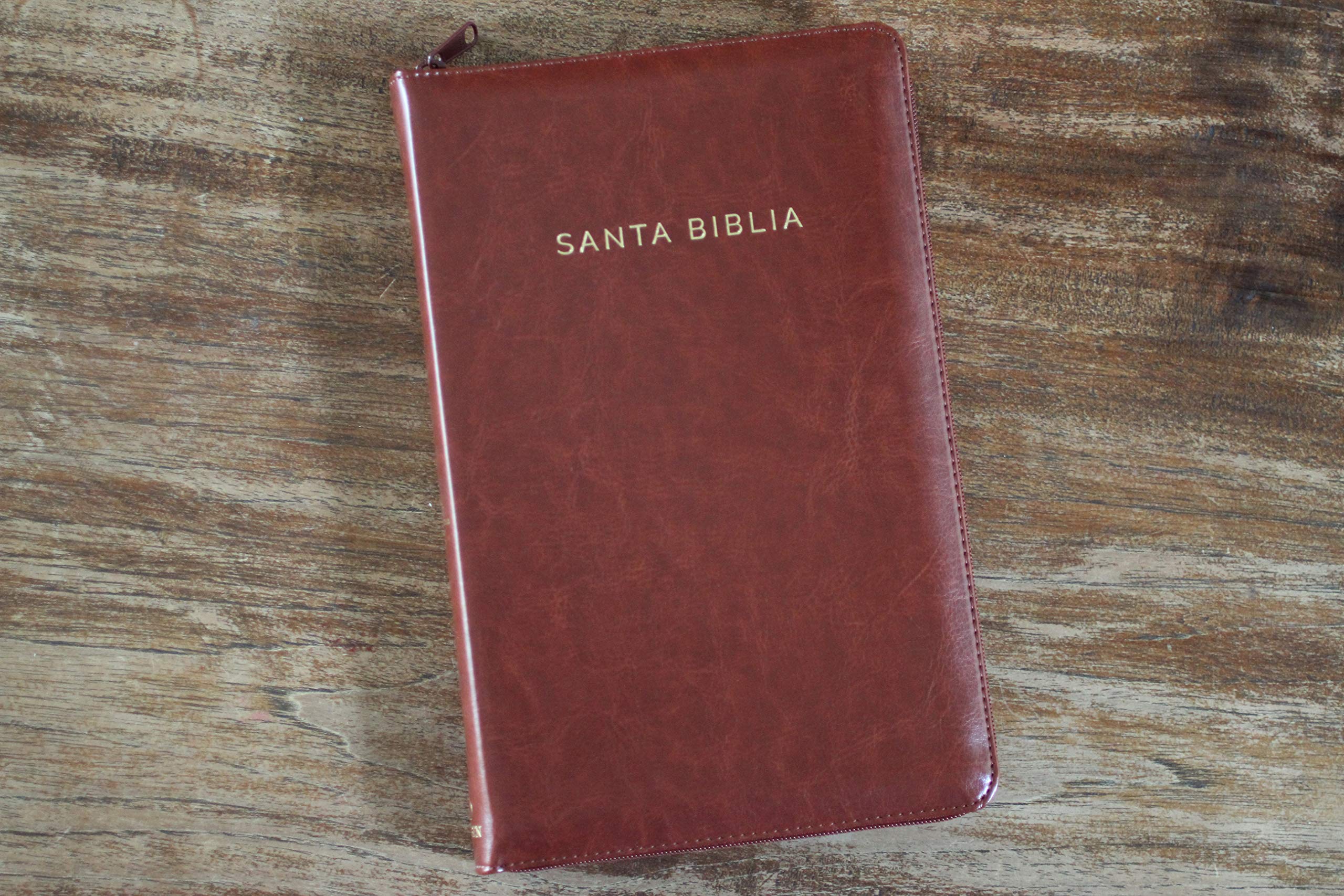 Biblia Reina Valera 1960 letra grande. Símil piel canela, cremallera, tamaño manual / Spanish Bible RVR 1960. Handy Size, Large Print, Leathersoft, Brown Zip