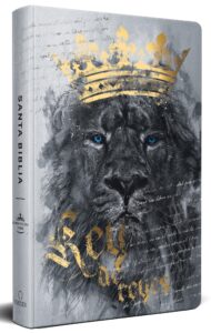 biblia rvr60 letra grande tamaño manual, tapa dura león rey de reyes / spanish b ible rvr60 handy size large print hardcover lion king of kings