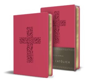 biblia católica en español. símil piel fucsia, tamaño compacto / catholic bible. spanish-language, leathersoft, fucsia, compact