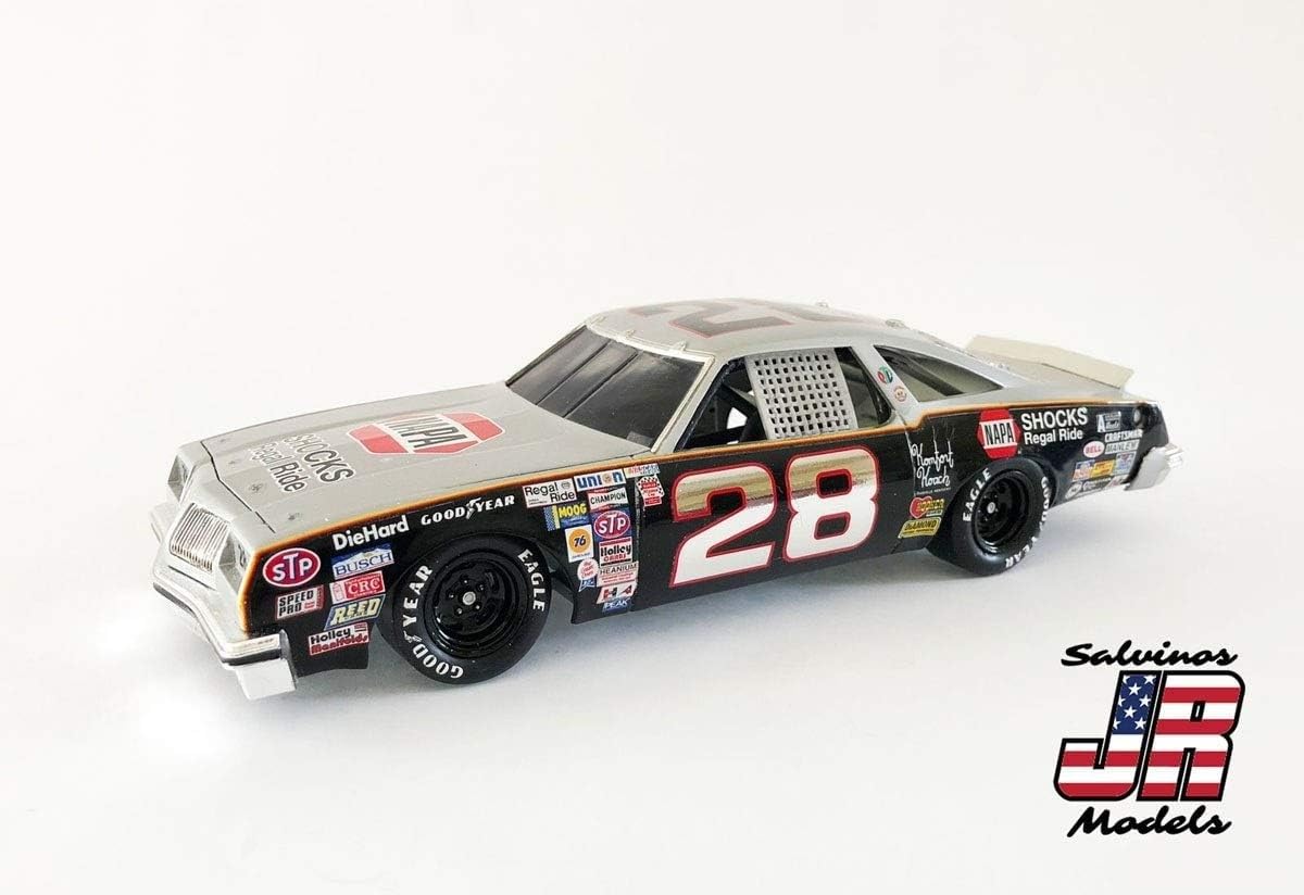 Salvinos Jr Models SJR1980D Nascar. Plastic Model kit