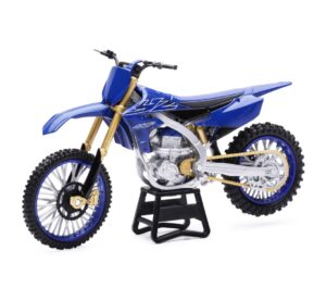 new ray toys - yamaha yz450f dirt bike/scale - 1:6 (49703)