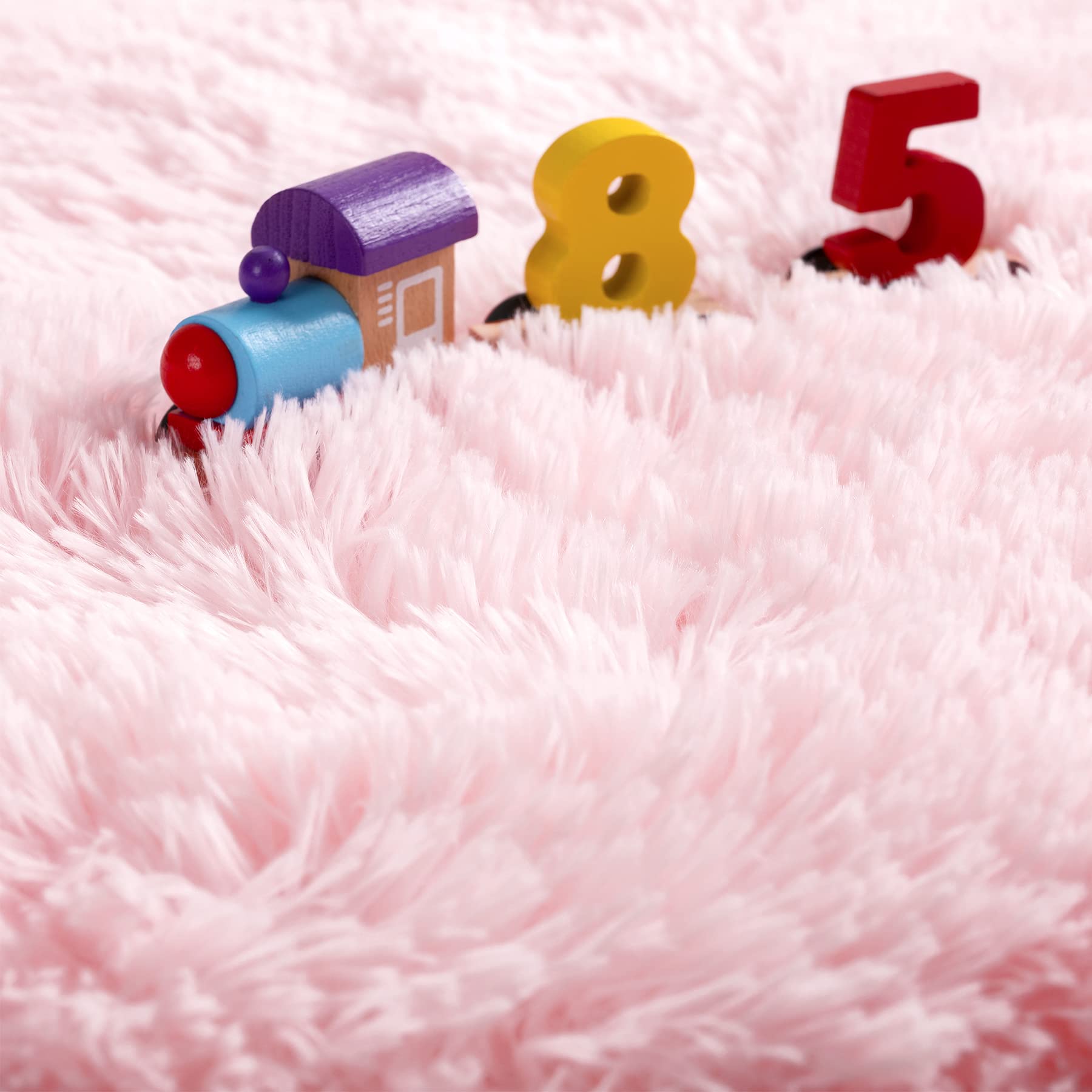 Noahas Fluffy Bedroom Rug Plush Fuzzy Rugs for Kids Room Living Room, Soft Shaggy Nursery Rug Furry Floor Carpet Modern Indoor Bedroom Decor for Boys Girls Room, 2x3 Feet, Pink