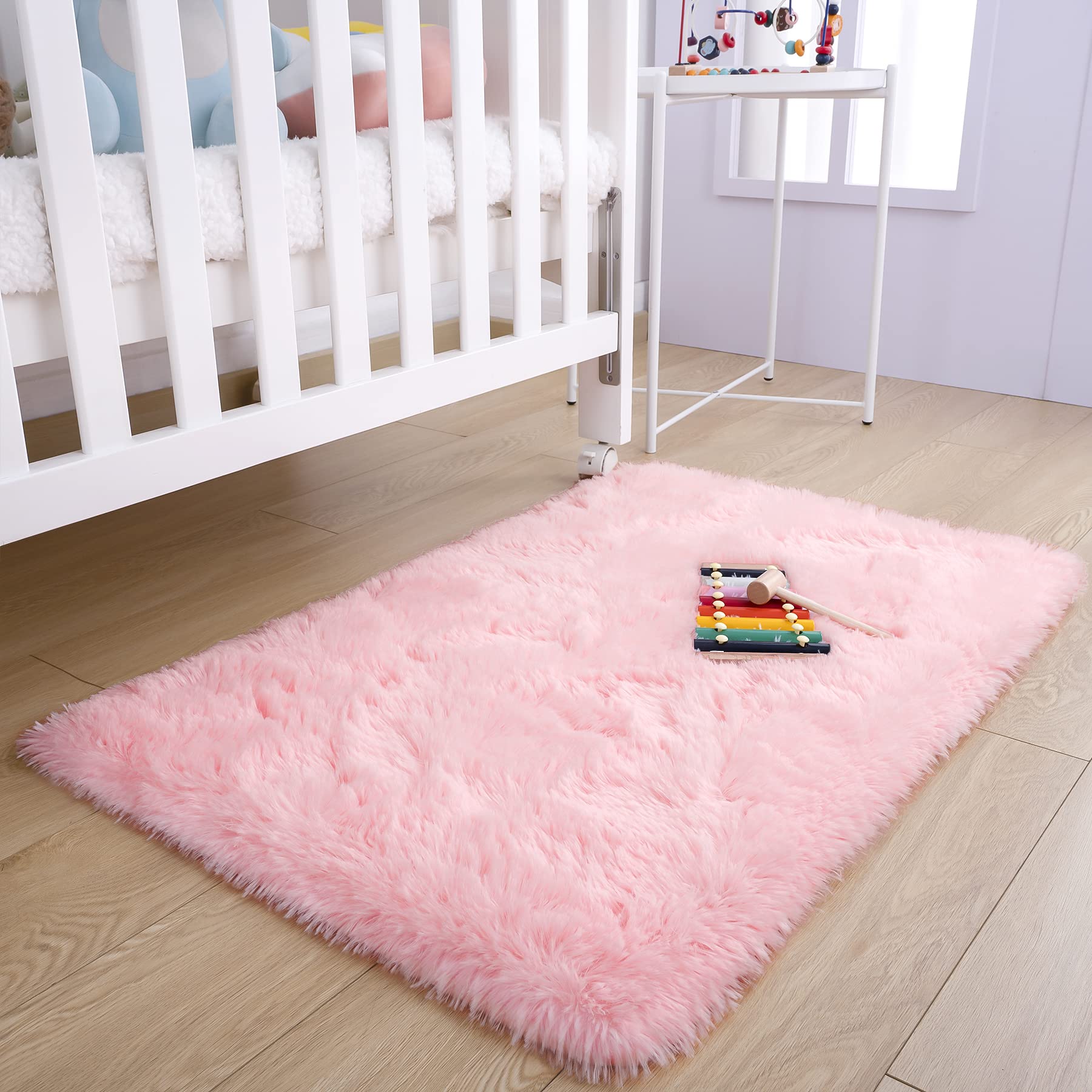 Noahas Fluffy Bedroom Rug Plush Fuzzy Rugs for Kids Room Living Room, Soft Shaggy Nursery Rug Furry Floor Carpet Modern Indoor Bedroom Decor for Boys Girls Room, 2x3 Feet, Pink